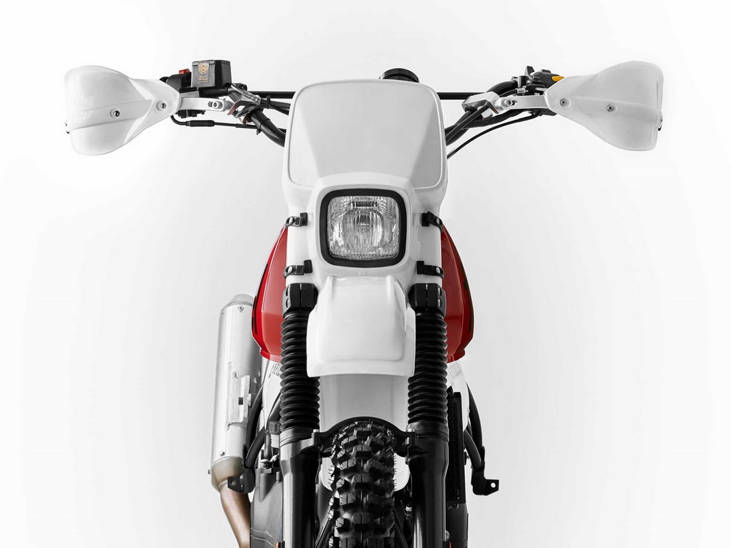 สายลุยสไตล์เก๋า Fuel Custom Builts "Royal Rally 400" - Motocrossmag.co.th