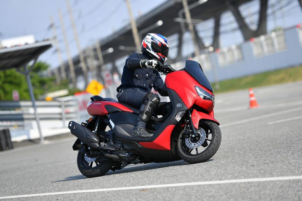 รีวิว First Ride สัมผัสแรก!! All New Yamaha NMAX155 เปลี่ยนใหม่ทั้งคัน ...