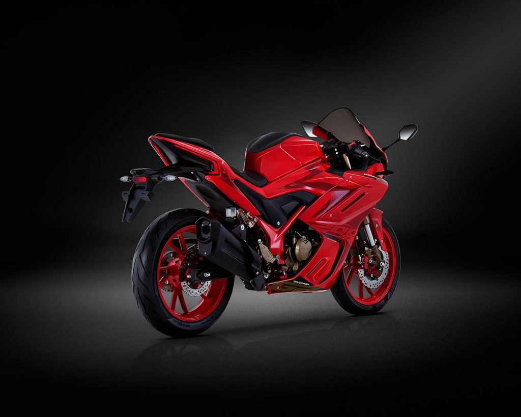 GPX รุกไม่ยั้ง! เปิดตัวต่อเนื่อง กับโฉมใหม่Limited! New DEMON GR200R ...