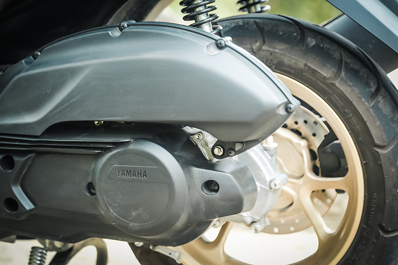 รีวิว New Yamaha NMAX Connected รู้ครบ จบแบบ “เต็มทริป” - Motocrossmag ...