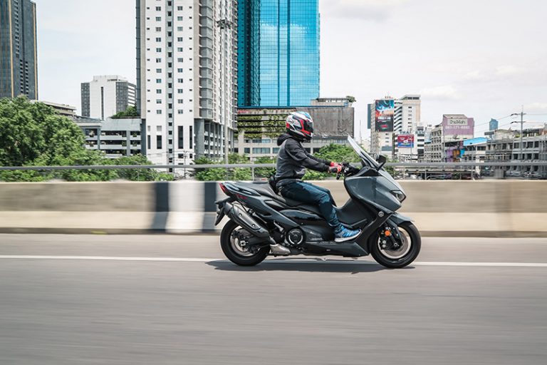 เจาะ 6 ประเด็น รีวิว Yamaha TMAX 650 Tech Maxสุดจริง? สมเป็นตัวจบ ...