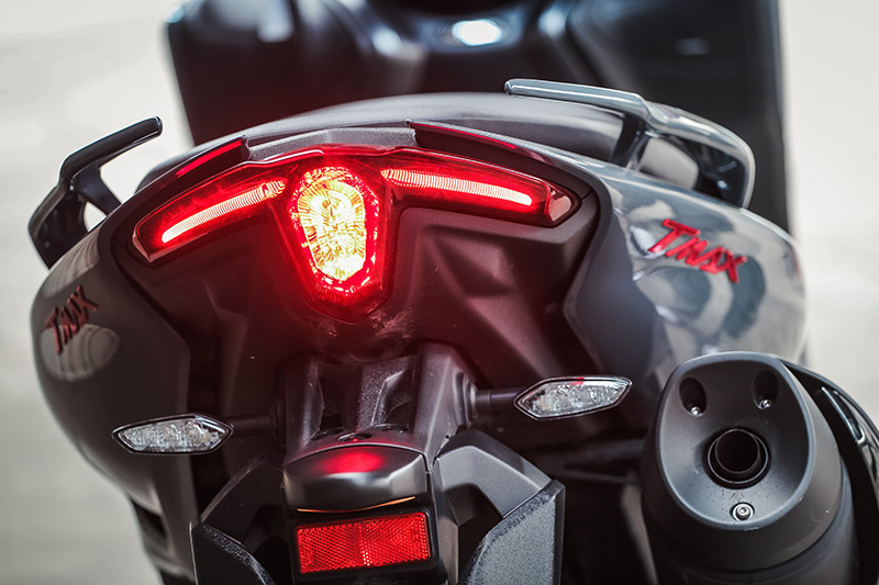 เจาะ 6 ประเด็น รีวิว Yamaha TMAX 650 Tech Maxสุดจริง? สมเป็นตัวจบ ...