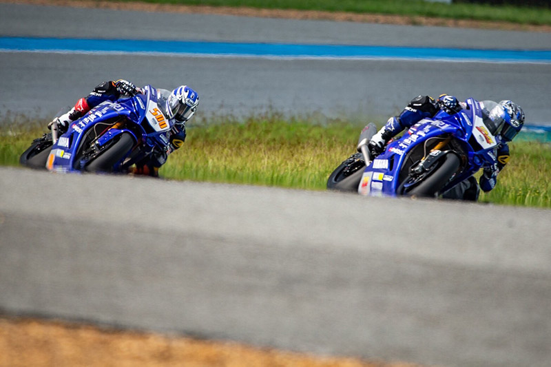 “โฟลท” รัฐพงษ์ ควบ R6 คว้าโพล ซูเปอร์สปอร์ต สองสนามติด “ตี - แสตมป์ ...