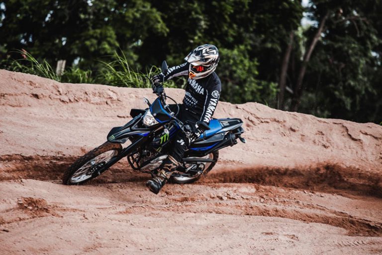 เข้าไปดูความมันส์กันแบบเต็มๆ กับ WR155R “Monster Energy Yamaha MotoGP ...
