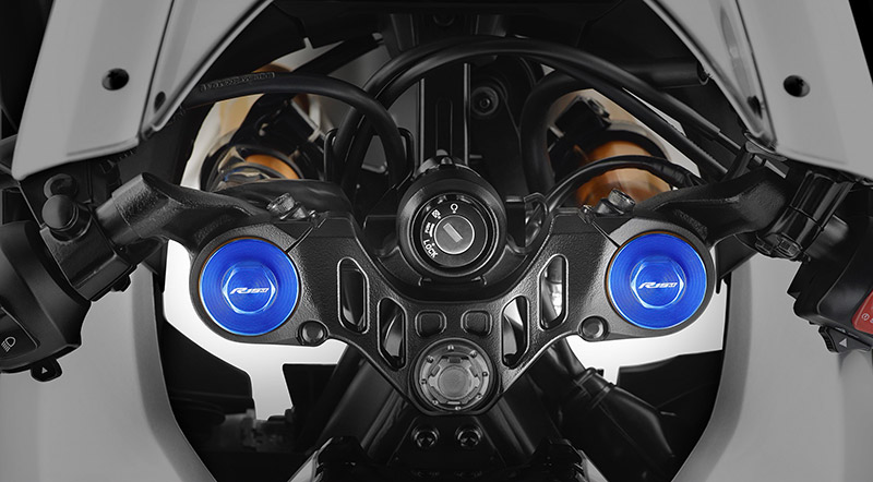 All New YAMAHA R15 Born to Be One1...เร็วดั่งใจ พุ่งไปกับความเป็นหนึ่ง