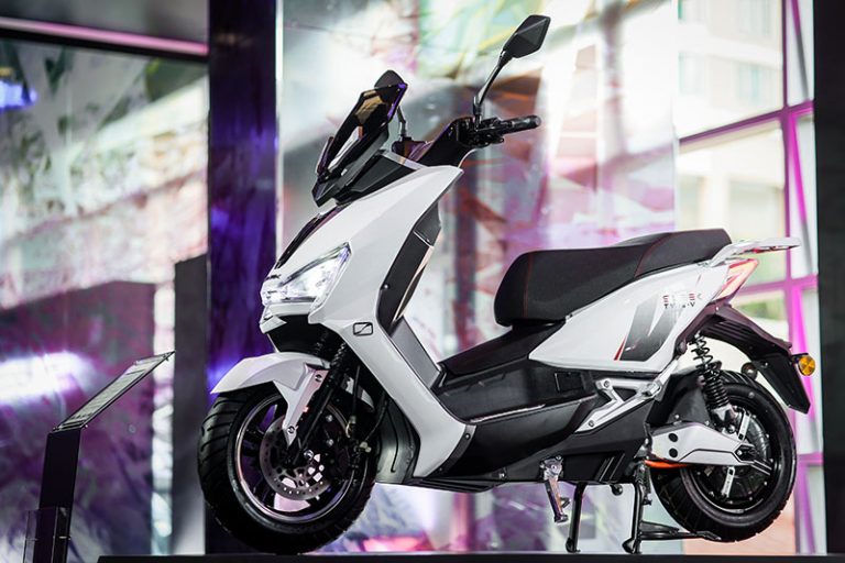 Sleek EV เปิดตัว “Type-V” สกู๊ตเตอร์ไฟฟ้าสเปกสุดเร้า.. 1ชาร์จ 200กม.