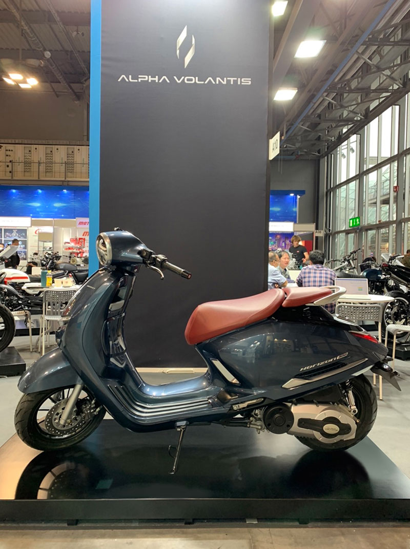 เผยโฉมรถจักรยานยนต์ “Alpha Volantis” (อัลฟ่า โวแลนทิส)