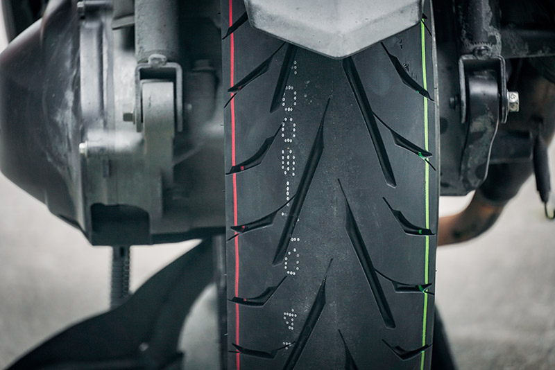 “CST” ยางดีสุดคุ้มค่า สำหรับสกู๊ตเตอร์คลาส 300 ซีซี.