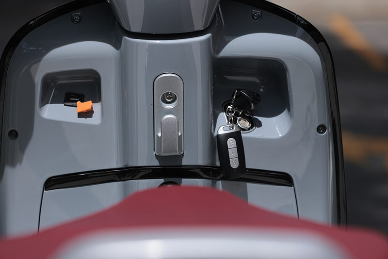 มันดีกว่าที่คิด EM ENZO สกู๊ตเตอร์ EV แบรนด์ไทยขี่ได้ไกลกว่า 100 กิโล